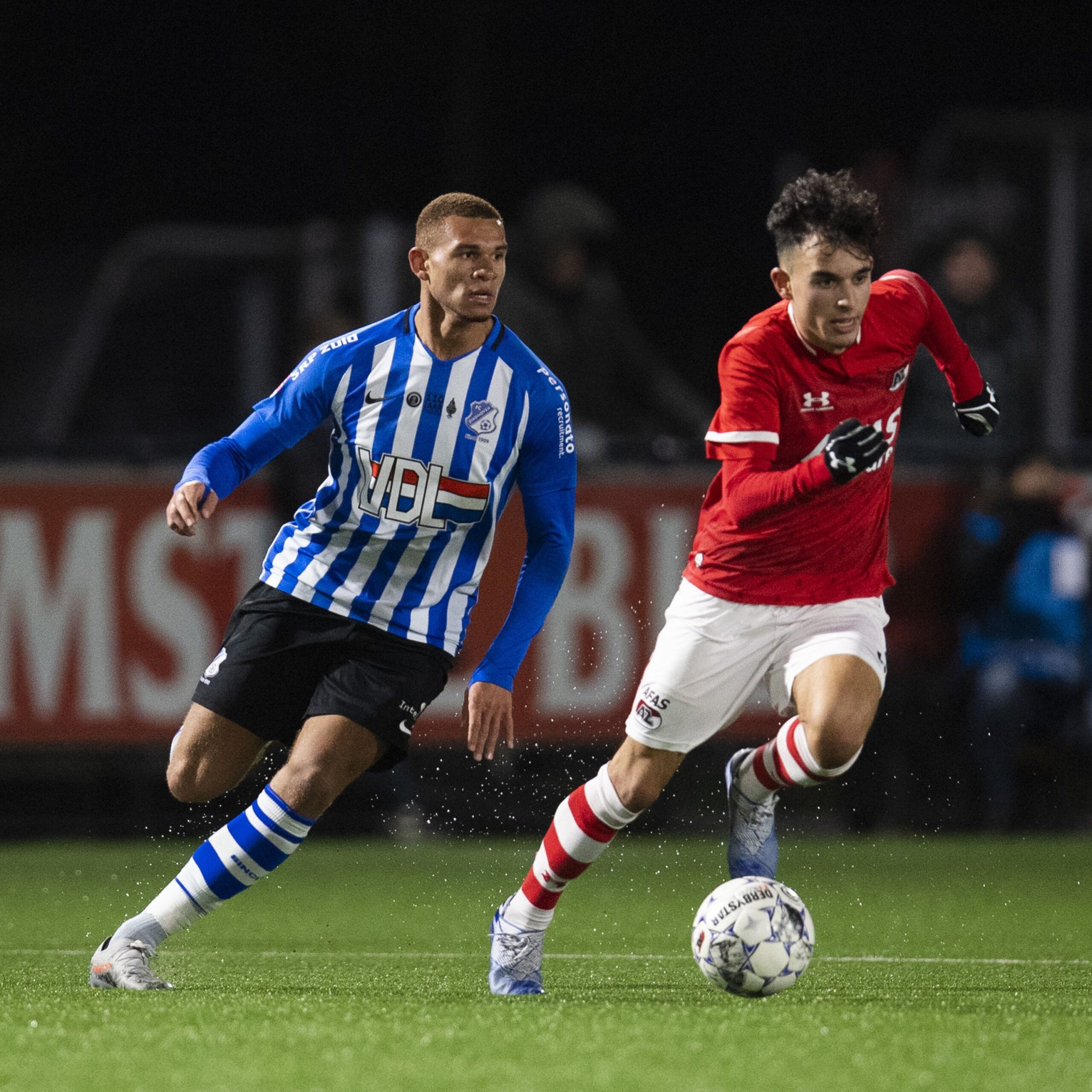 Justin Ogenia: "De goal vlak voor rust gaf wat zekerheid" - FC Eindhoven