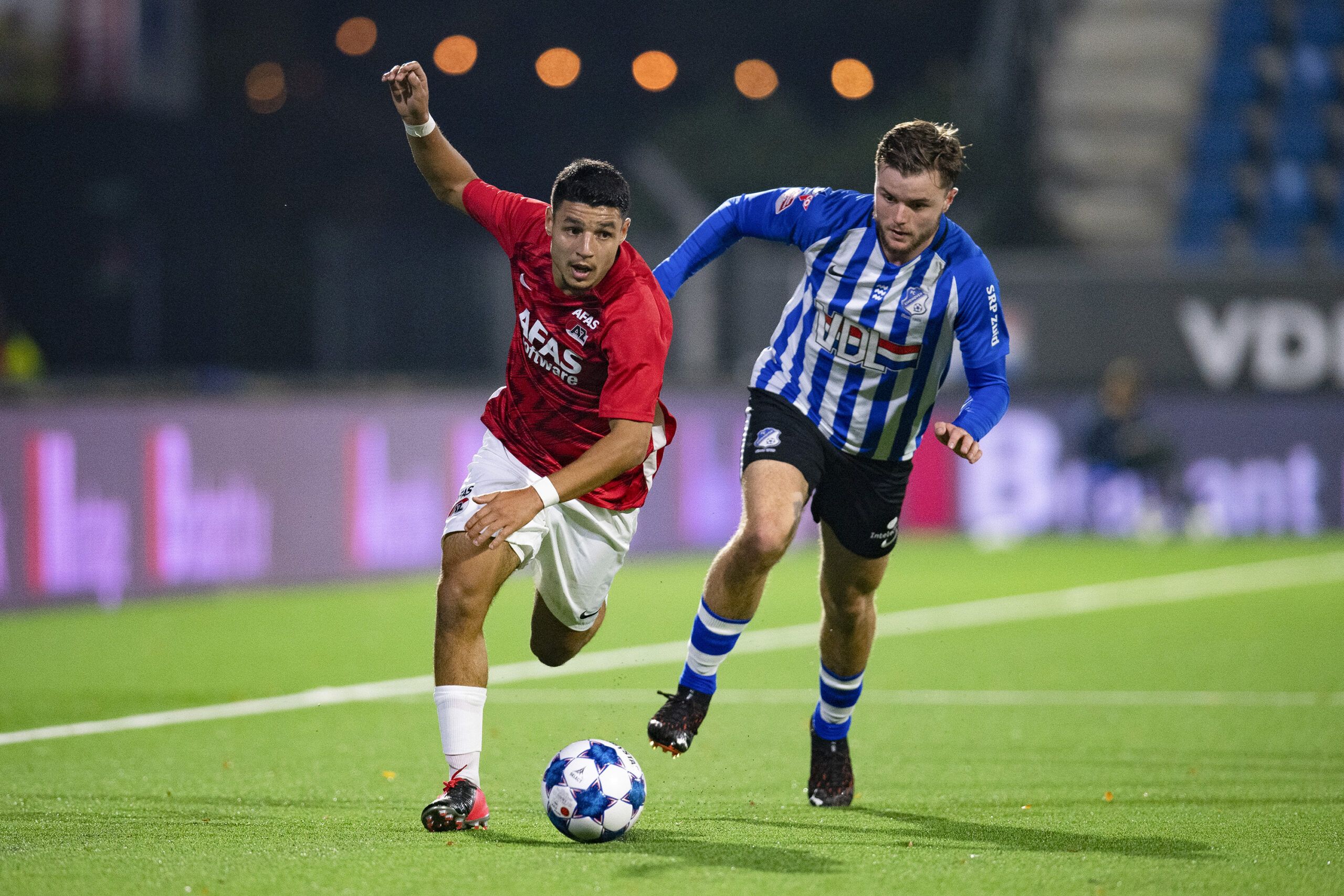 Blauw-Witten boeken dikke overwinning op Jong AZ - FC Eindhoven