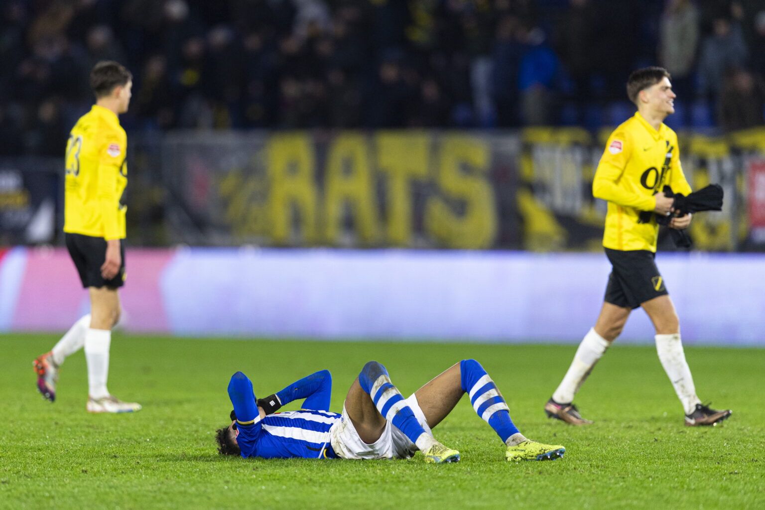 FC Den Bosch te gast in Jan Louwers Stadion - FC Eindhoven