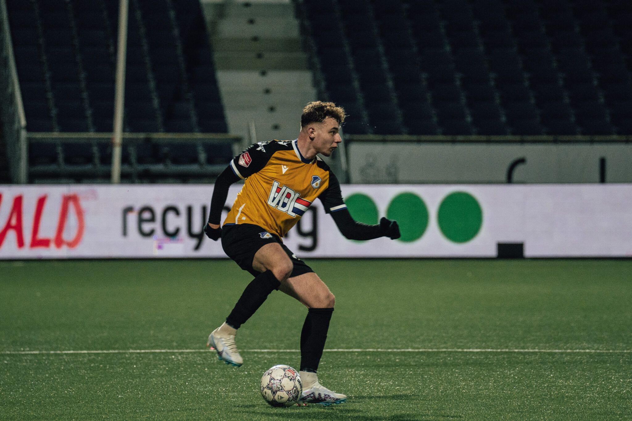 FCE proeft het zoet van de overwinning weer eens - FC Eindhoven