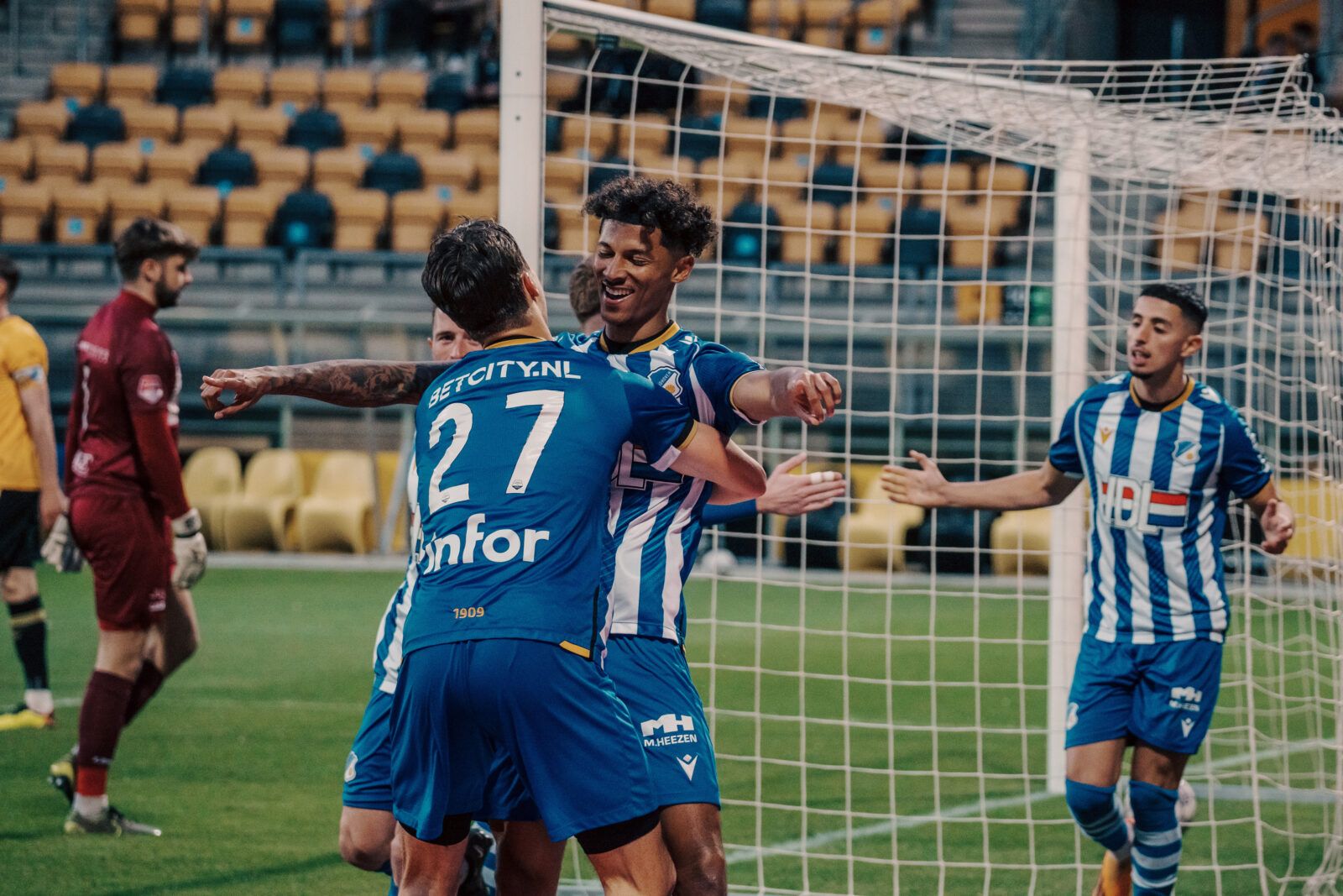 Bevrijdende overwinning op Bevrijdingsdag voor FCE - FC Eindhoven
