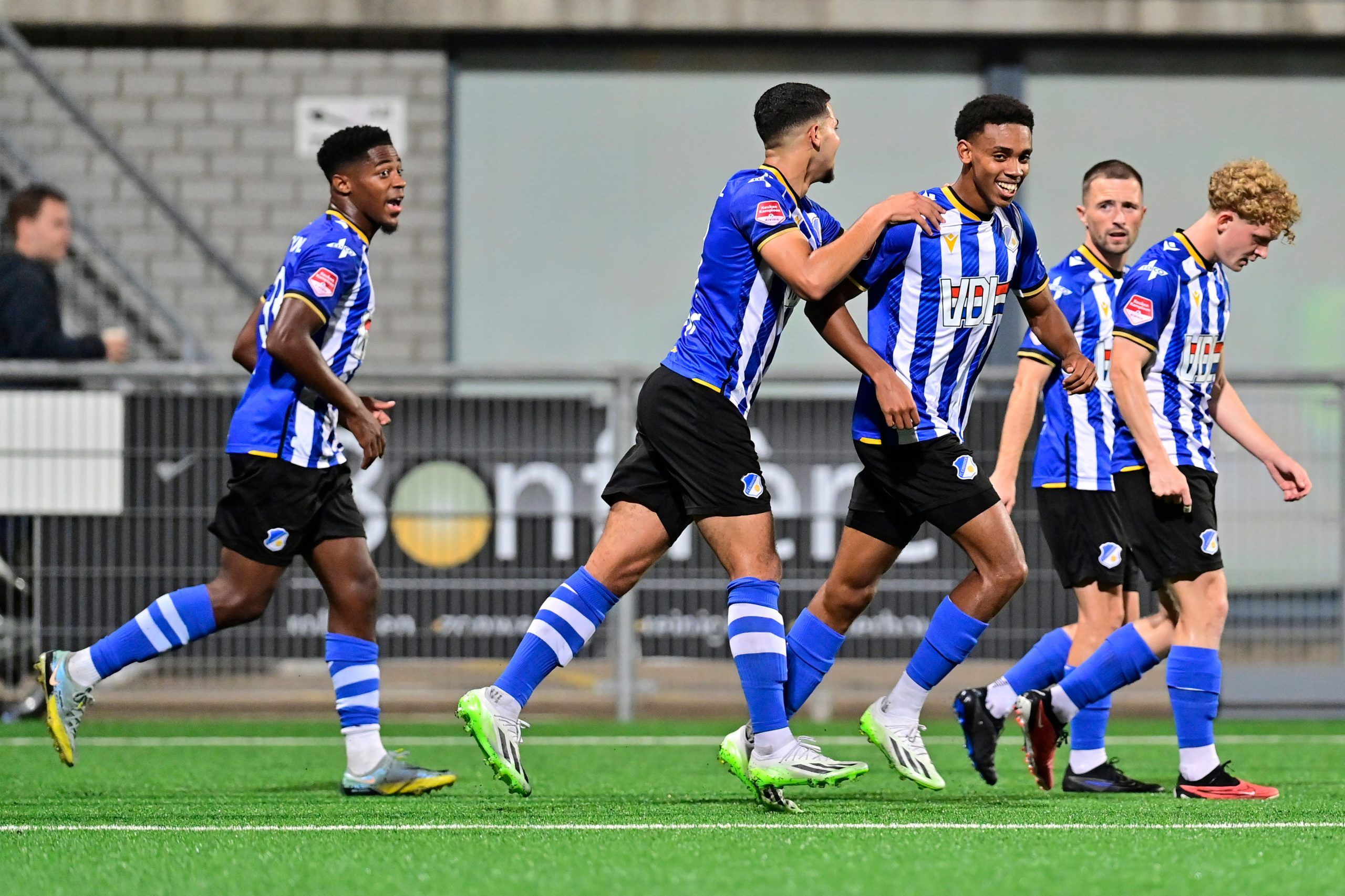 Blauwwitten reizen af naar Hoge Noorden - FC Eindhoven