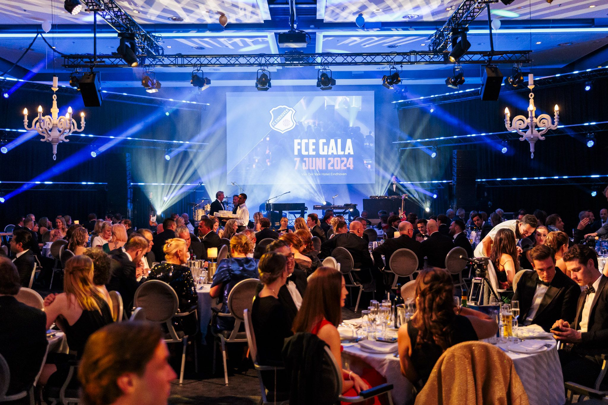 Een Blauwwitte Avond in de Spotlights: Het FC Eindhoven Gala 2024 - FC ...